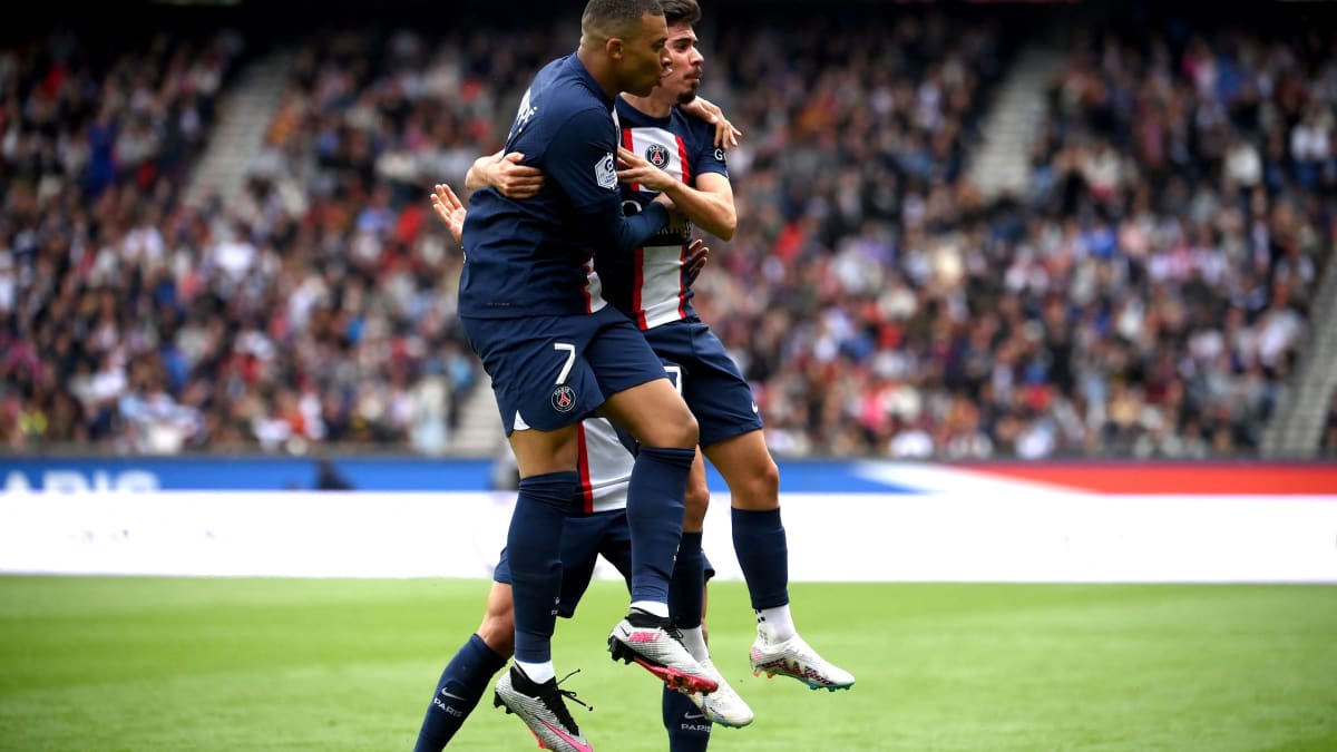 Rot F R Hakimi Pfiffe F R Mbapp Messi Co Psg Verliert Gegen