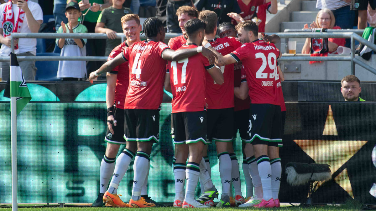 Leitls Mix in Hannover Alte Hasen und junge Hüpfer kicker