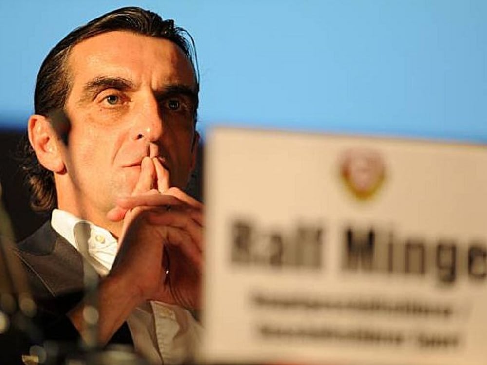 Minge stolpert über den Vertrag | 3. Liga - kicker