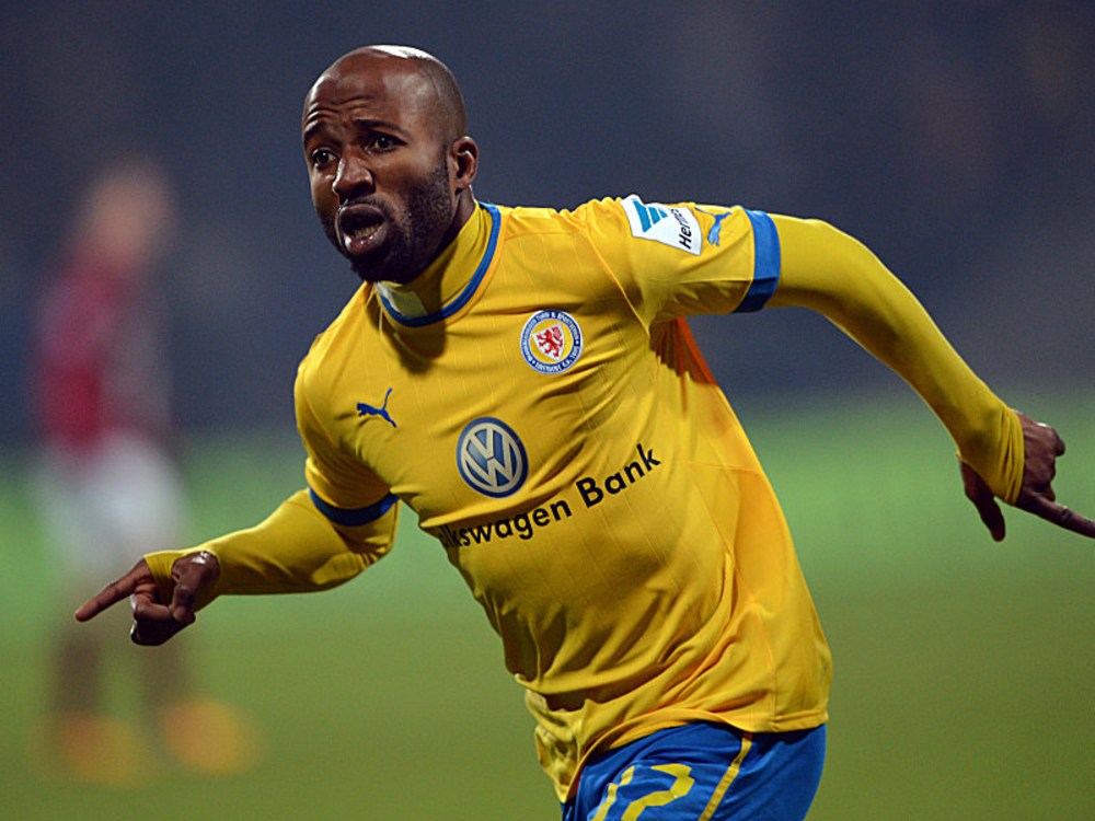 Spielanalyse | Kumbela kunstvoll! Eintracht dreht das Spiel | Eintracht ...