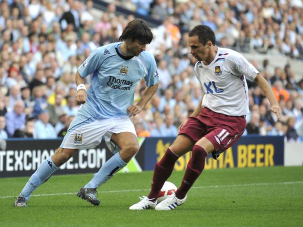 Tottenham holt Corluka | kicker - kicker