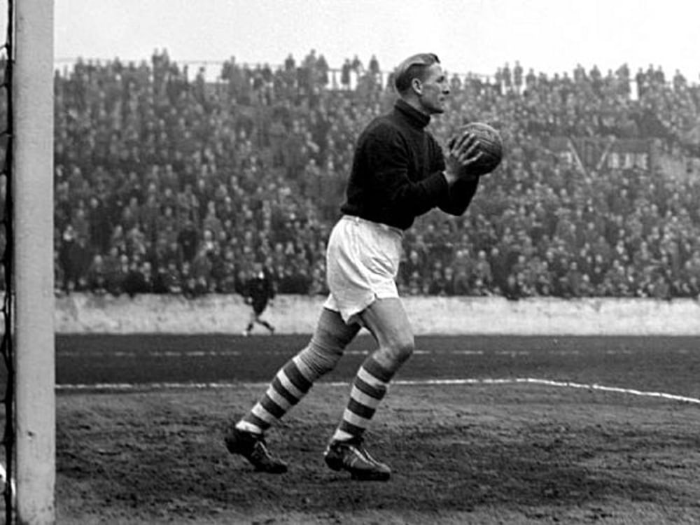 Bernhard "Bert" Trautmann: Ein deutscher "Hero" auf der Insel | kicker ...