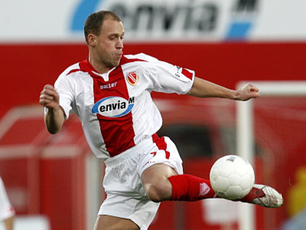 Rost: "Einen Tick offensiver" | Bundesliga (D) - kicker