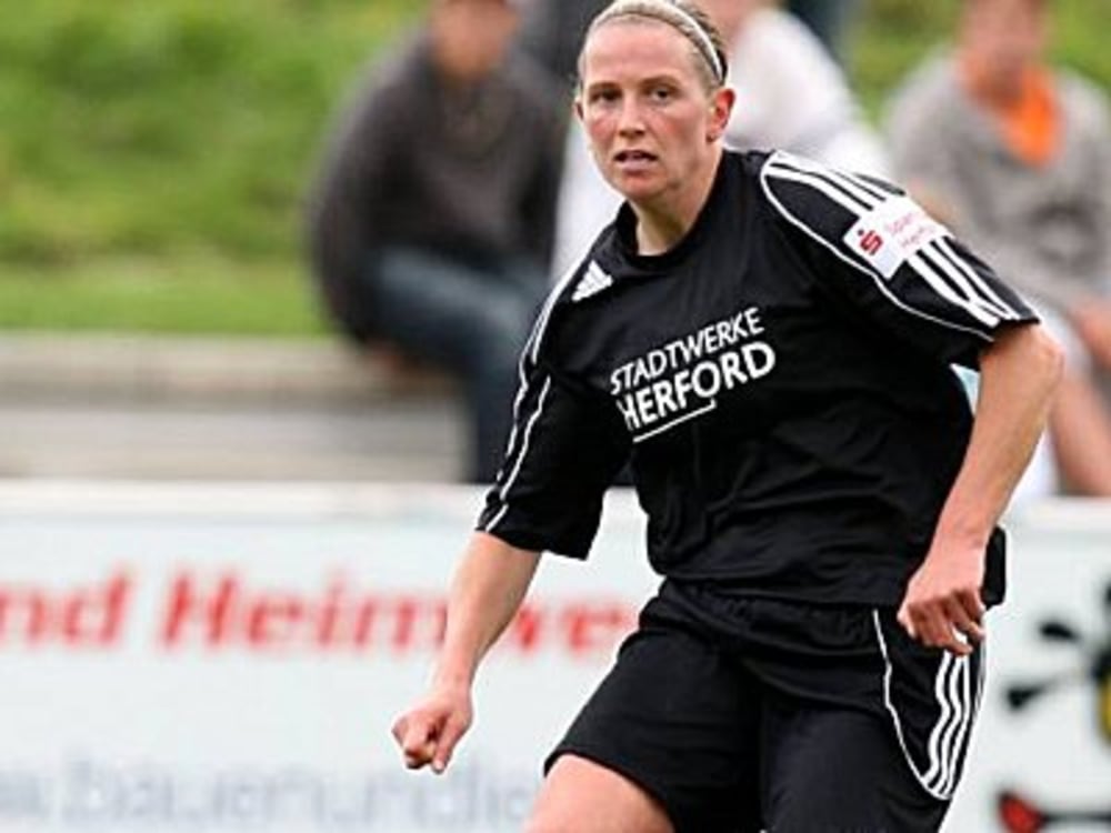 Gütersloh holt Stegemann | Frauen - kicker