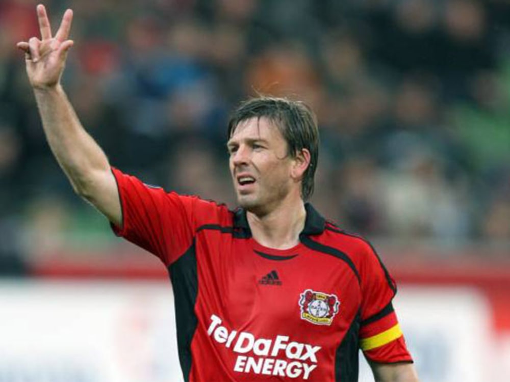 Bernd Schneider ist wieder da | Bundesliga - kicker