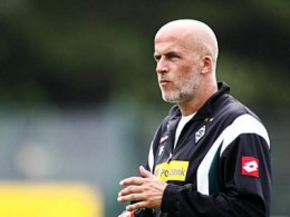 Frontzeck verlängert bis 2013 | Startseite - kicker