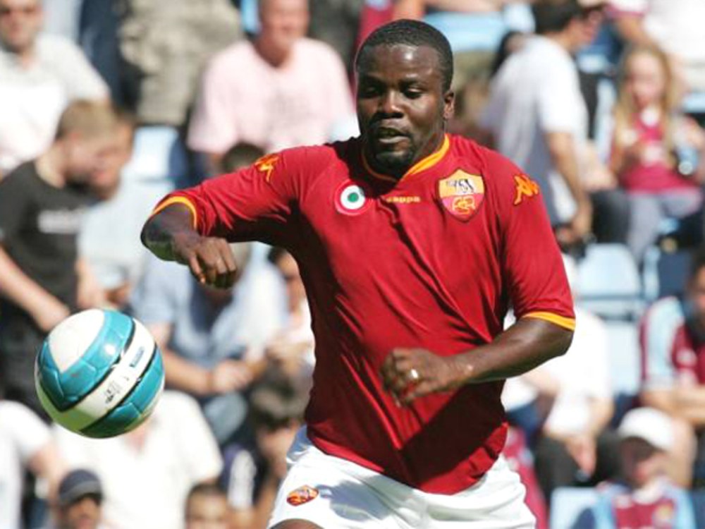 Sammy Kuffour geht zu Ajax | kicker - kicker