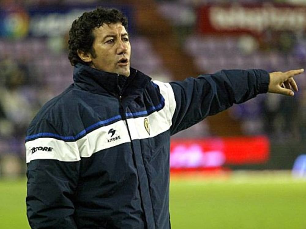 Mandia trainiert Racing | Int. Fußball - kicker