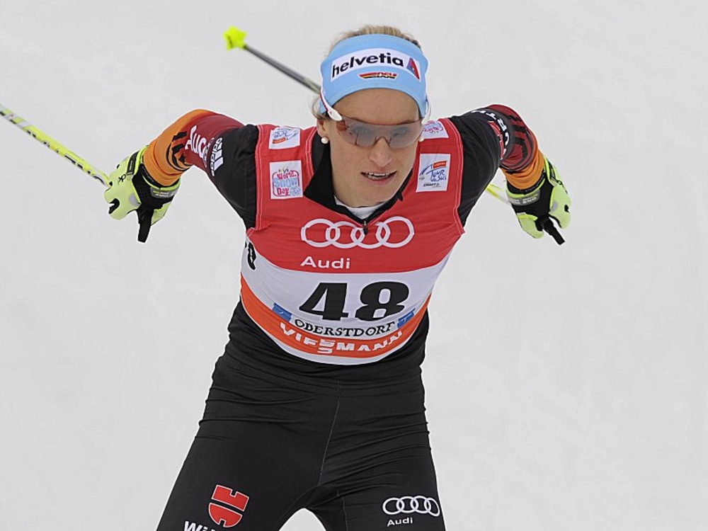 Freund fliegt zum Rekordsieg, Rodler holen Gold | Wintersport - kicker