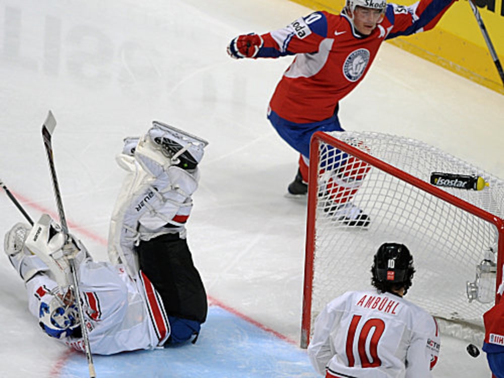 Norwegen überrascht Schweiz, Lettland ausgeschieden | Eishockey - kicker