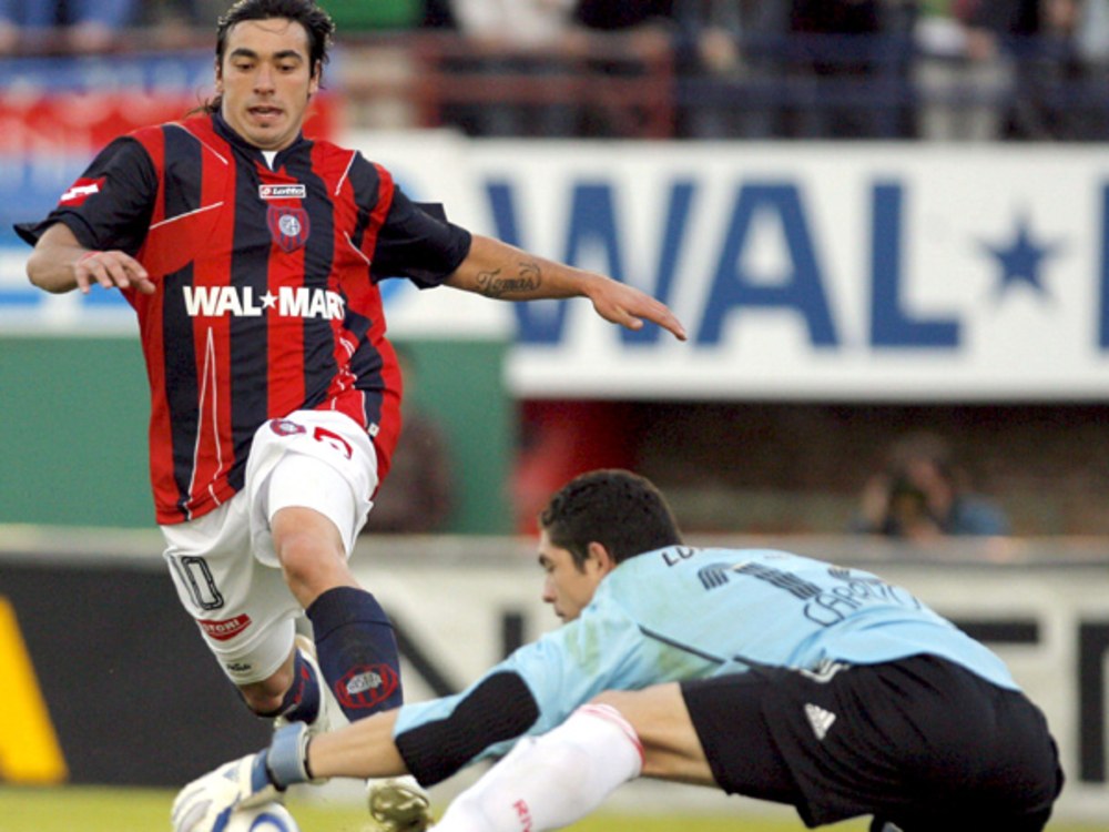 Zarate und Lavezzi im Visier | Bundesliga - kicker