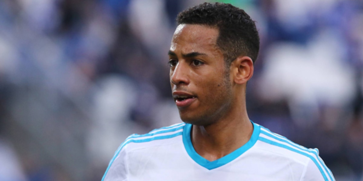 Flügelspiele beim VfB Stuttgart: Jean Zimmer vor Leihe, Dennis Aogo vor ... Flügelspiele beim VfB Stuttgart: Jean Zimmer vor Leihe, Dennis Aogo vor ...