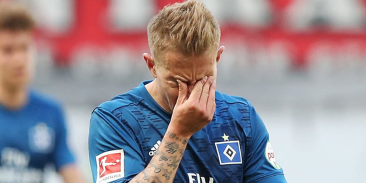 Tränen in Hamburg: HSV steigt erstmals aus der Bundesliga ab - kicker Tränen in Hamburg: HSV steigt erstmals aus der Bundesliga ab - kicker