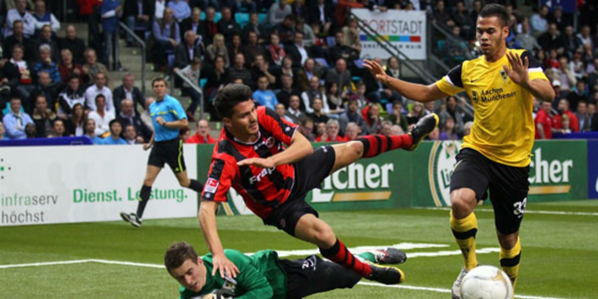 Bochum holt Talent Engelbrecht aus Aachen | Regionalliga (D) - kicker