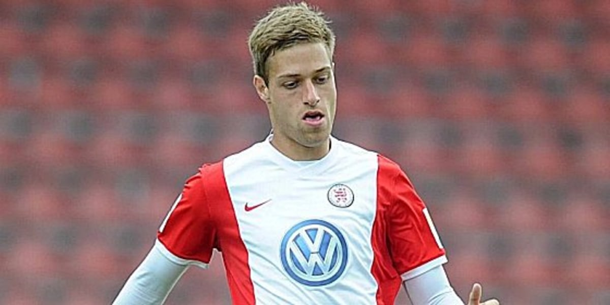 Giese bleibt ein weiteres Jahr in Kassel | Regionalliga - kicker