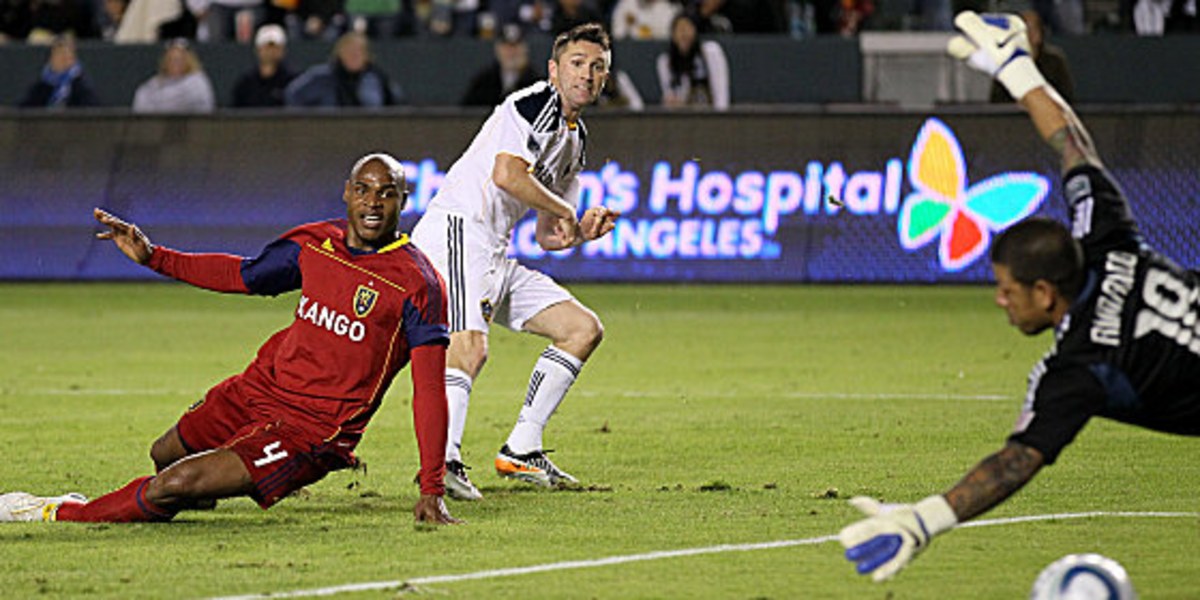 Donovan eröffnet, Keane macht alles klar | Int. Fußball - kicker