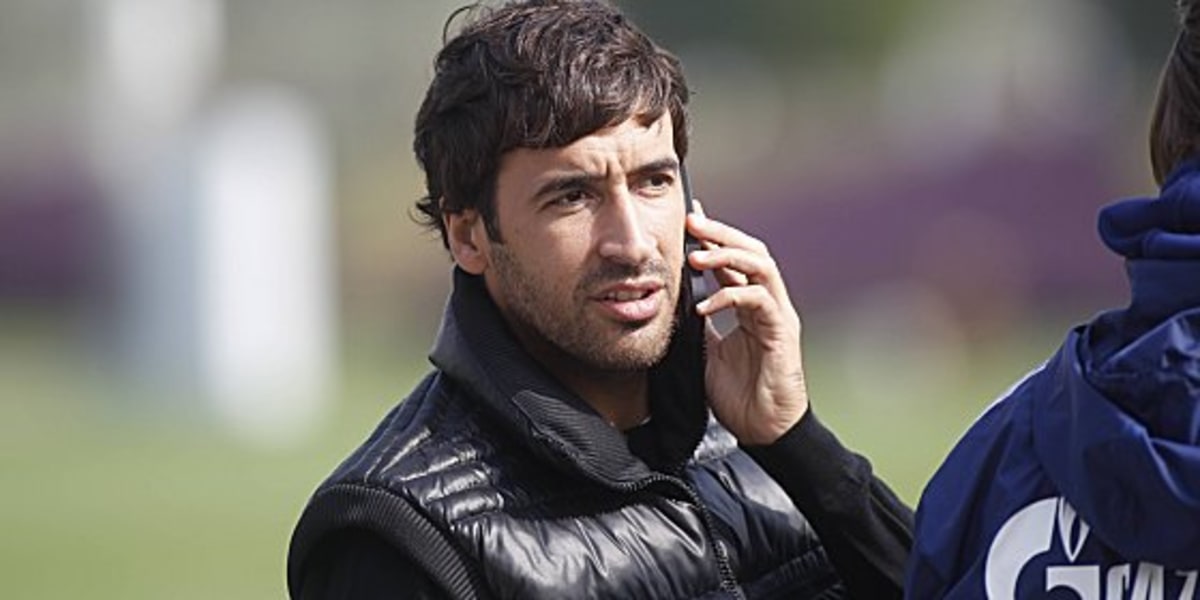 Raul auf den Spuren von Beckenbauer und Pelé | Int. Fussball - kicker