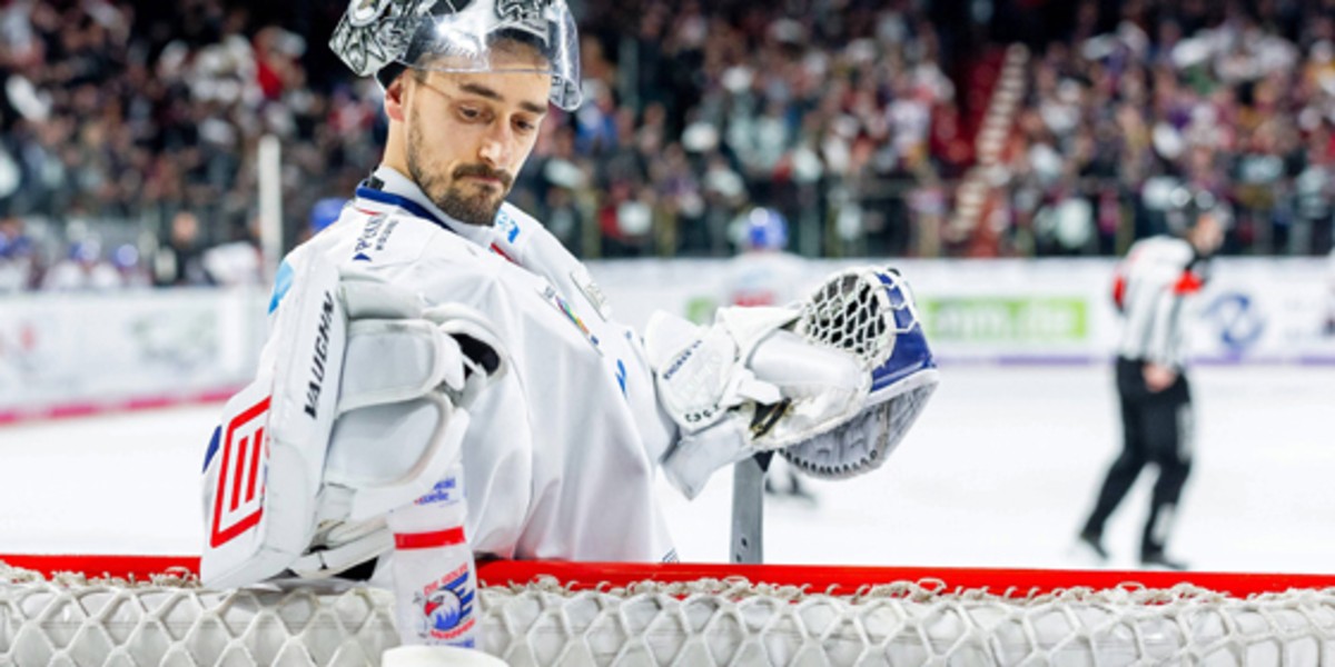 Endras wird zum wertvollsten Spieler gewählt | Eishockey - kicker