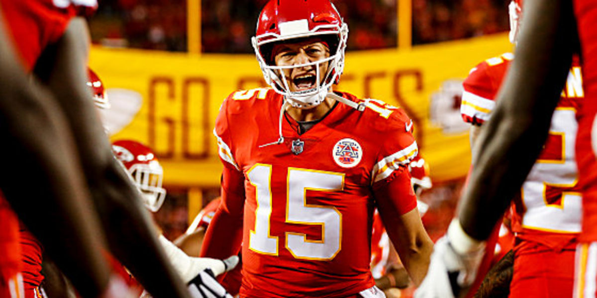 Rekordjäger mit Raketen-Arm: Patrick Mahomes verzückt - NFL: Sophomore ...