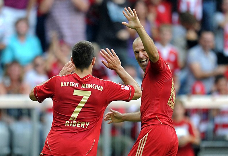 Wachablösung: "Hunter" holt die kicker-Torjägerkanone - Bundesliga ...