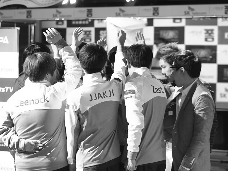 Macht KT Rolster sein StarCraft-Team dicht? - kicker