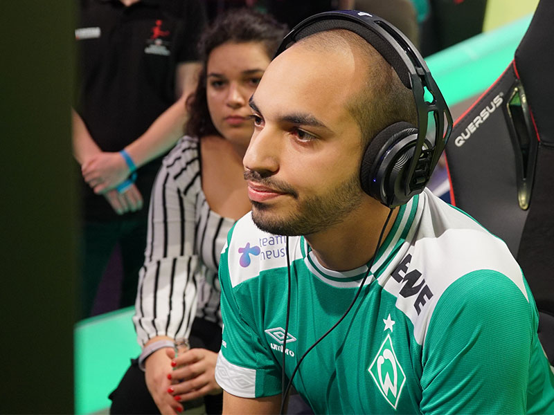 eFootball | News - Tipps und Tricks - Videos - Hintergründe - kicker