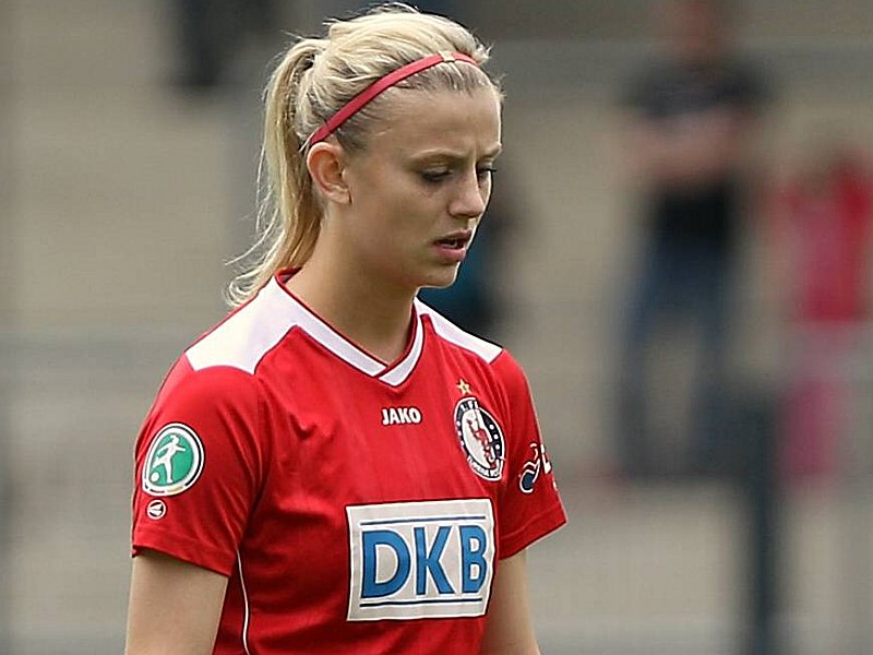 Elsig: Debüt beim Testlauf? | Frauen - kicker