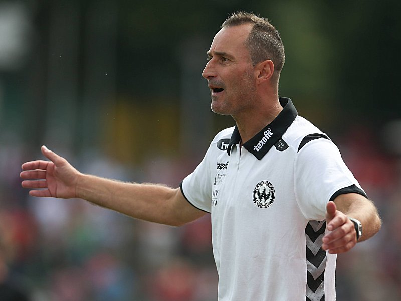 Donkovs Stuhl wird frei | 3. Liga - kicker