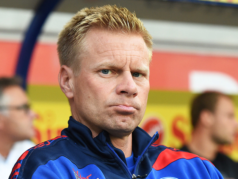 Kumpel Feldhoff assistiert Nouri - kicker