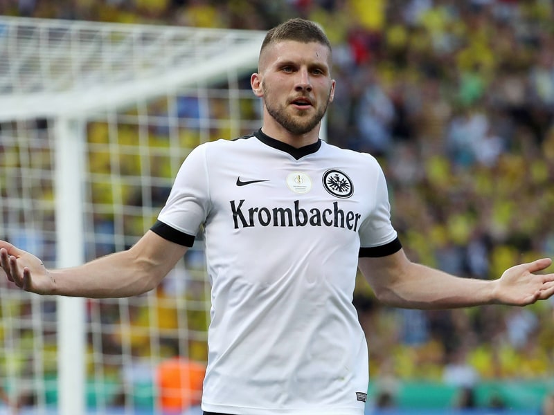 Trotz Doppel-Dementi: Rebic kehrt zur Eintracht zurück | Bundesliga ...