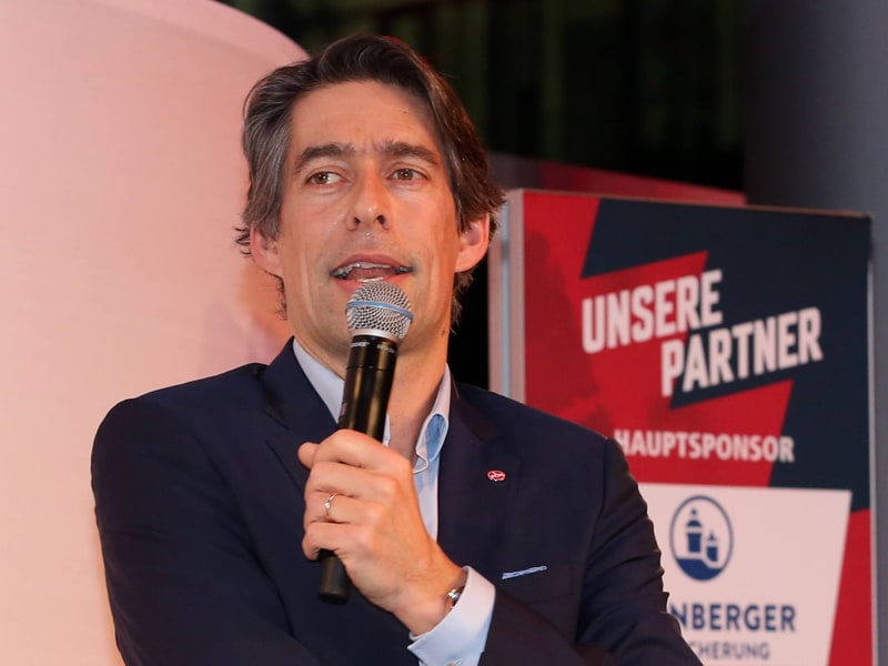 Michael Meeske und der VfL Wolfsburg: Unruhe zur Unzeit beim 1. FC ...