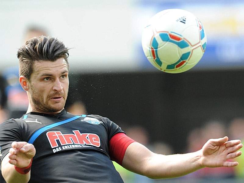 Nun ist es amtlich: Alushi verstärkt den FCK | 2. Bundesliga - kicker