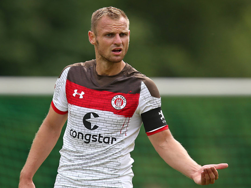 Bernd Nehrig ist der neue Kapitän des FC St. Pauli - kicker