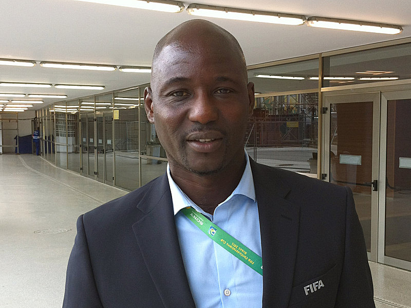 Baffoe und was Europäer von Afrikanern lernen können | Int. Fußball ...