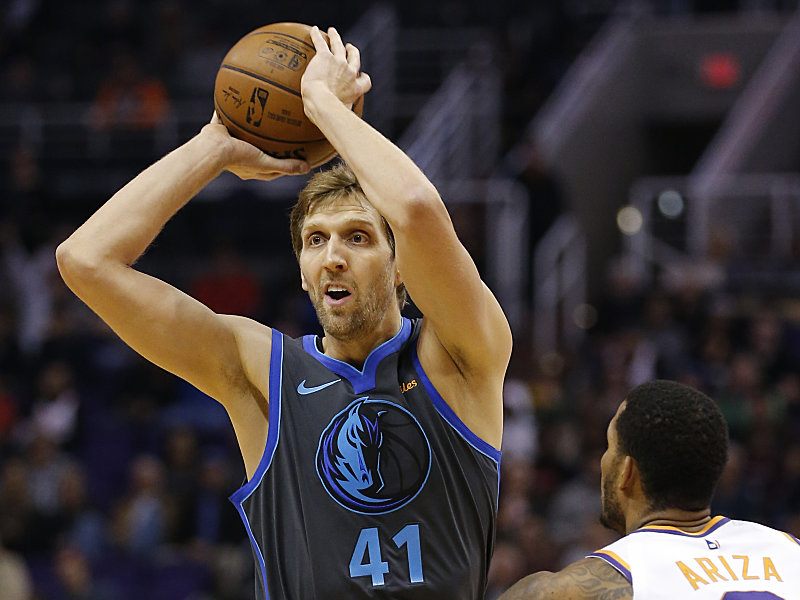 Basketball, NBA - 21 Saisons für ein Team: Dirk Nowitzki ist zurück und ...