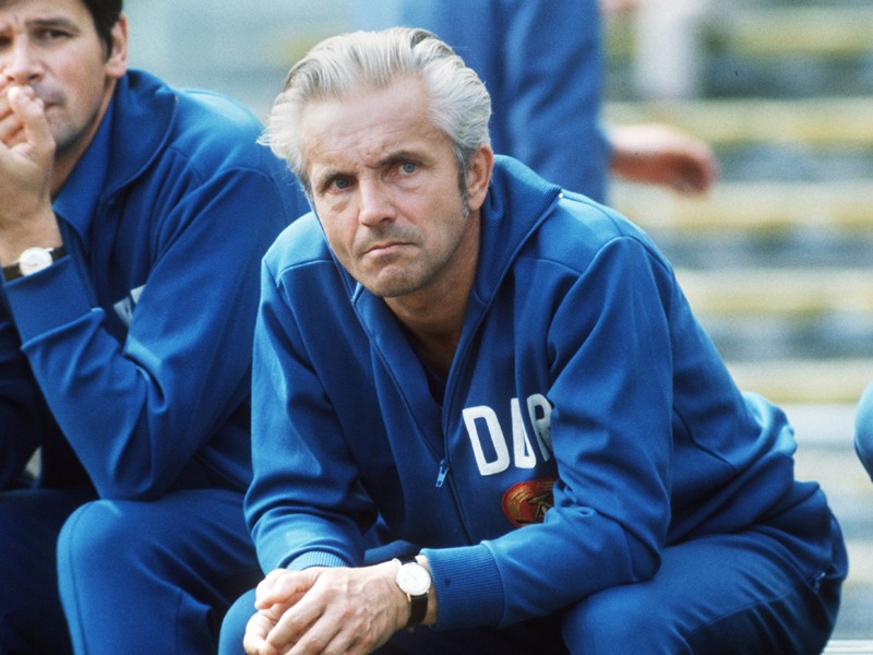 Erfolge, Sparwasser, Niedergang und neue Ära - Bundesliga ...