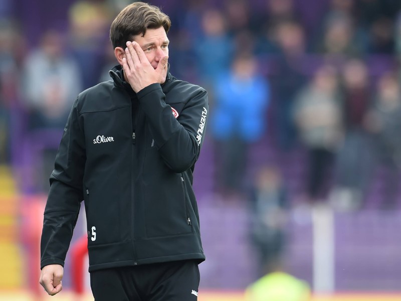 Schmidt muss gehen: Kickers brauchen "neue Impulse" - kicker