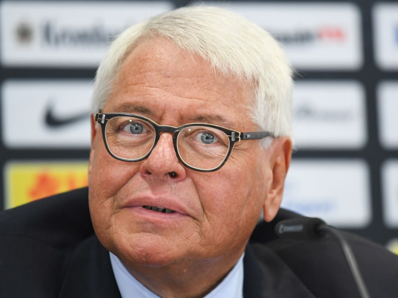 Hessischer Verdienstorden für Steubing - kicker