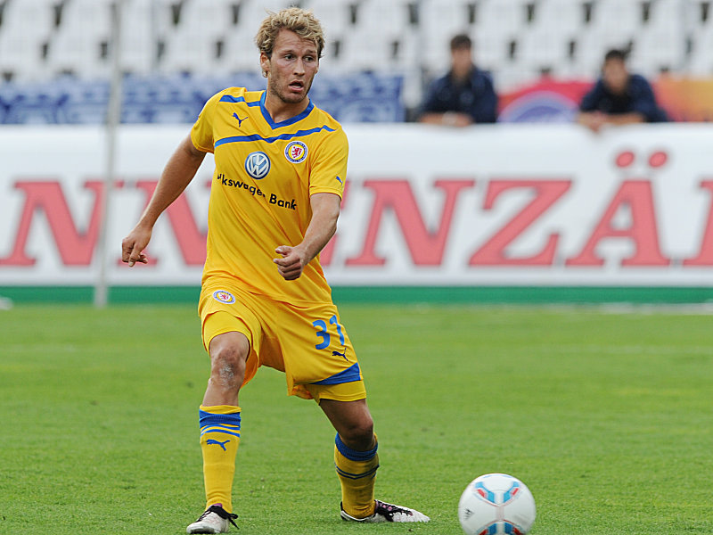 Eigengewächs Pfitzner verlängert bis 2014 | 2. Bundesliga - kicker