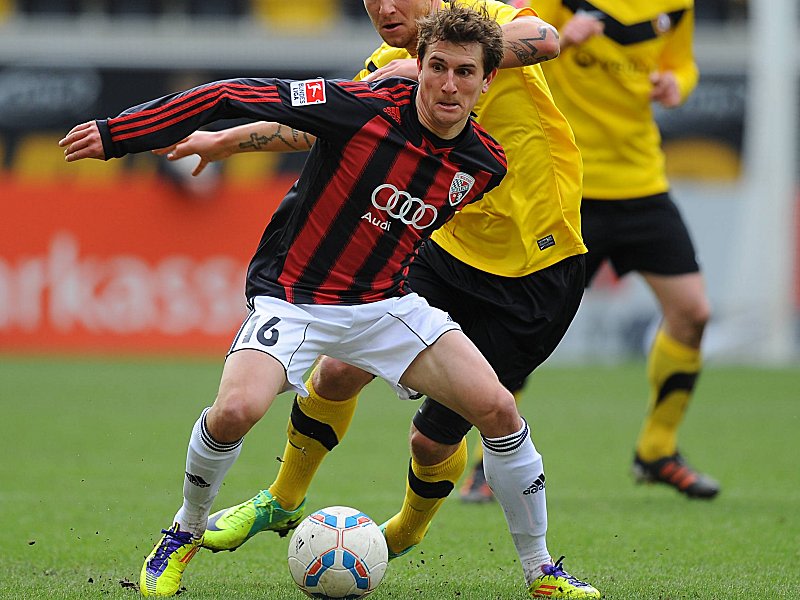 Dauerbrenner Buchner bleibt den Schanzern treu | 2. Bundesliga - kicker