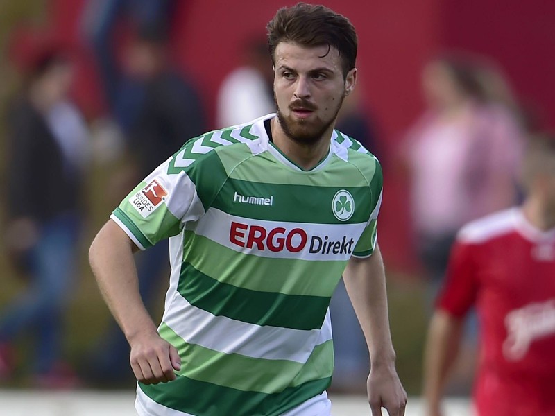 Vertrag verlängert: Azemi träumt von der Rückkehr | 2. Bundesliga - kicker