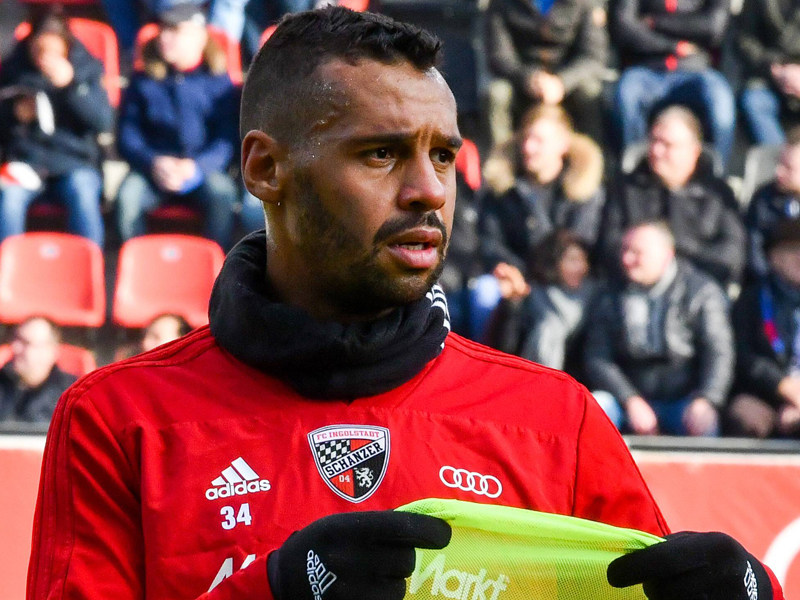 "Ich schätze ihn sehr": Tomas Oral holt Marvin Matip zurück - kicker