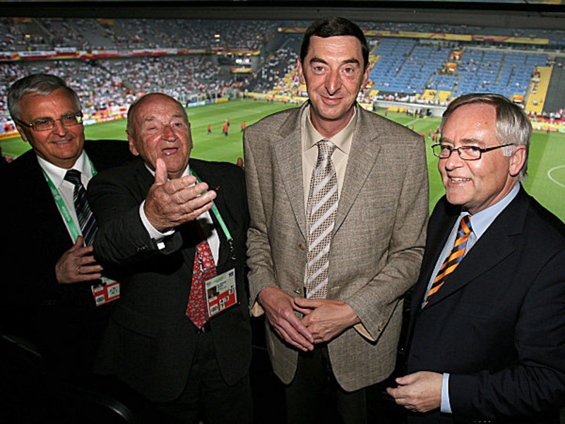 Nivel ist Ehrengast des DFB | Nationalelf - kicker