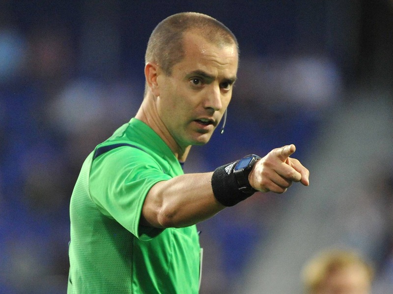 US-Referee Mark Geiger pfeift deutsches Confed-Cup-Auftaktspiel gegen ...