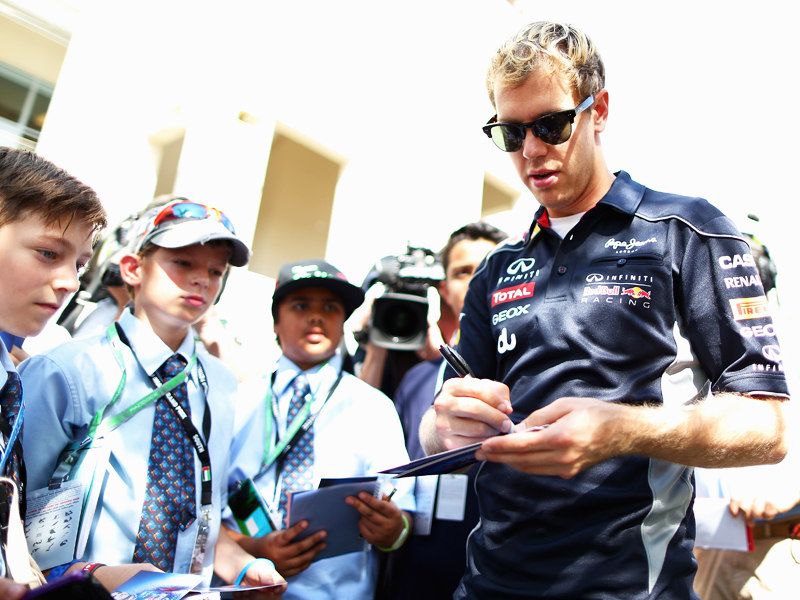 "Gärtner" Vettel jagt Ascaris Rekord | Formel 1 - kicker