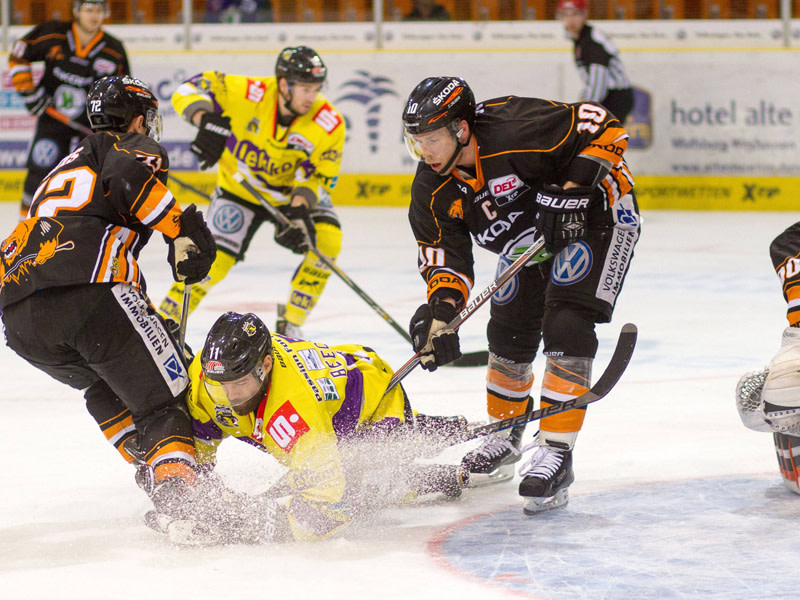 Wolfsburg und Nürnberg dank Heimrecht im Vorteil? | Eishockey - kicker