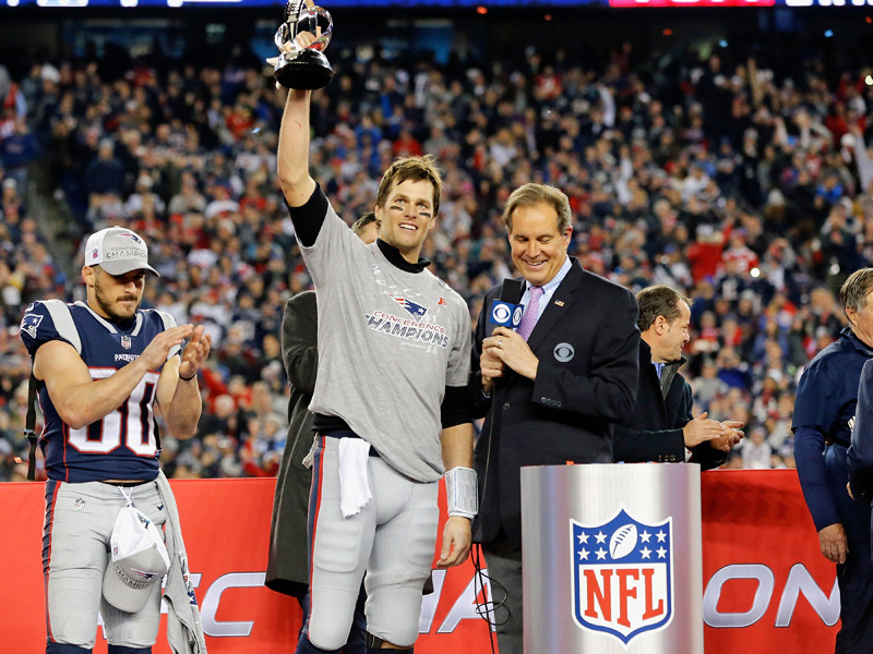 Mit 40 Jahren! Tom Brady zum dritten Mal MVP - NFL Honours vor dem ...