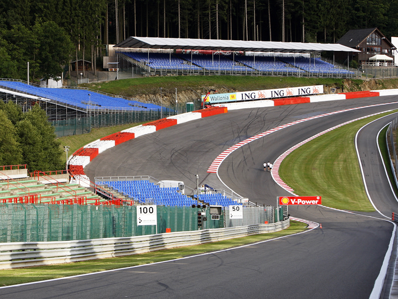 "Spa ist rundum genial": Eau Rouge ruft wieder! - kicker