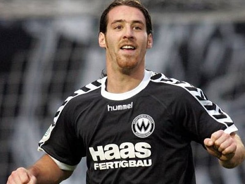 Kristoffer Andersen kommt über links | 3. Liga - kicker