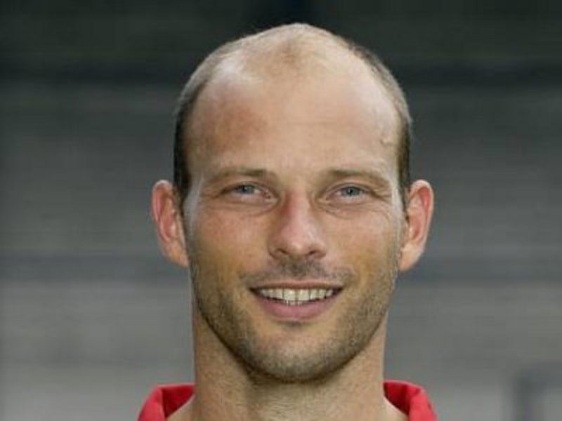 KFC siegt mit neun Mann | Amateure - kicker